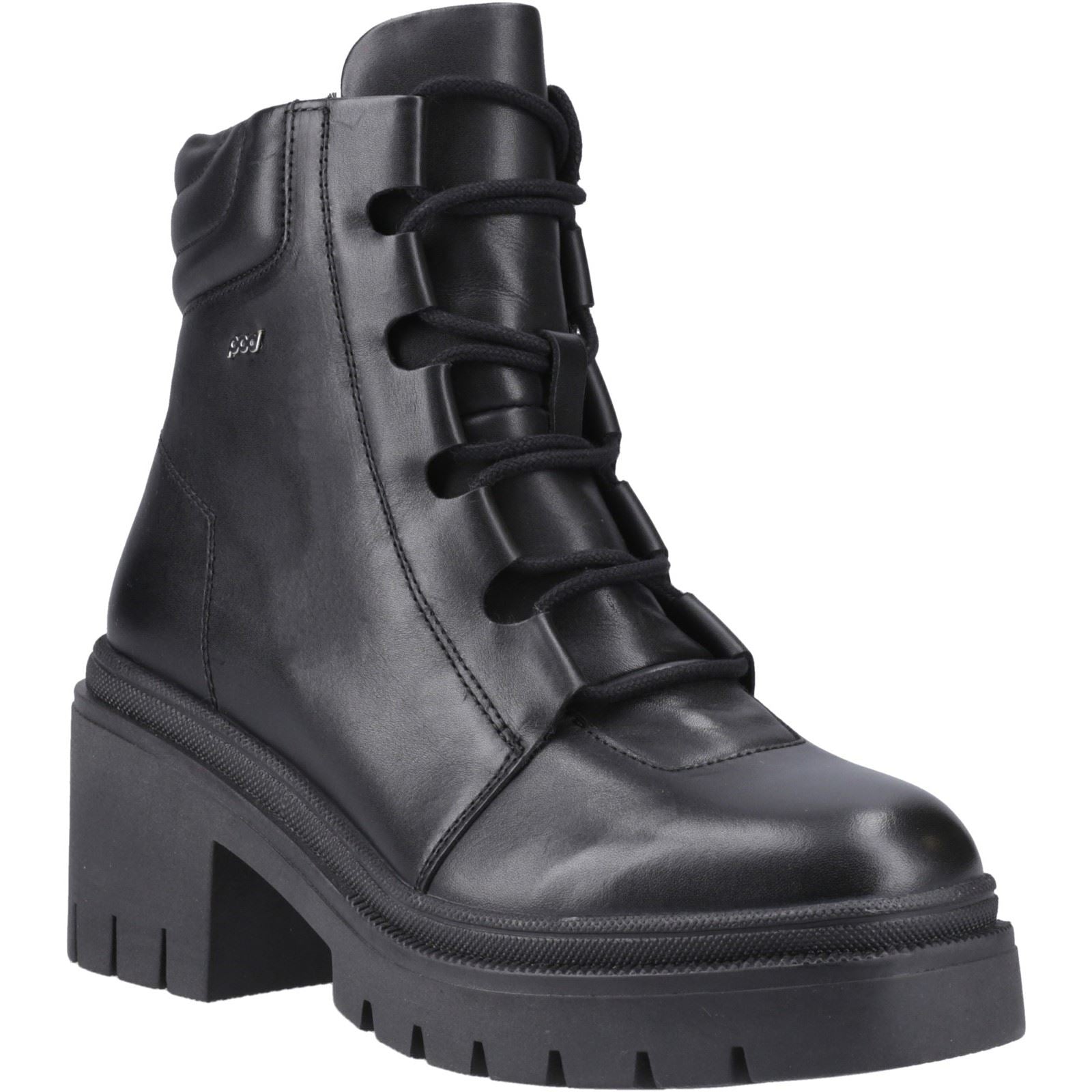 Pod Women's Winona Heeled Boot in Black – SavvyTreads